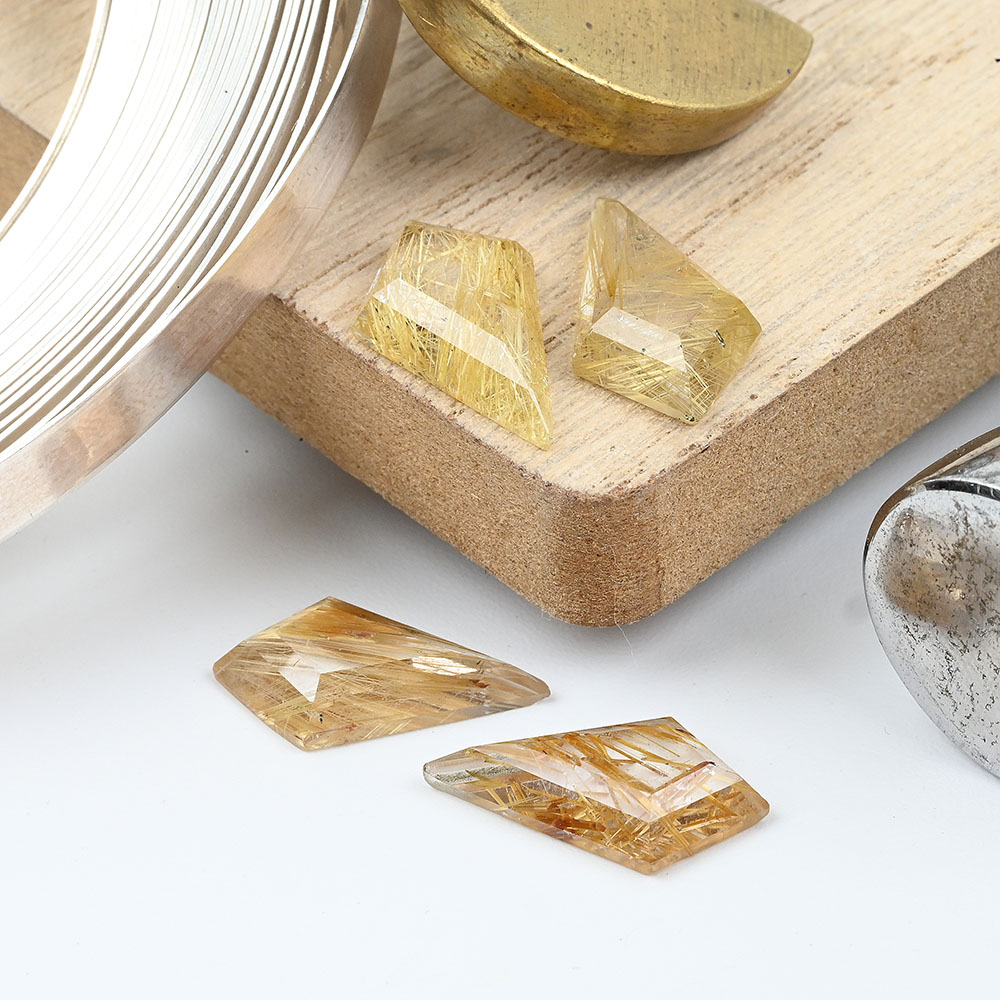 Rutilated Quartz Kite Cut 10mm x 17mm - Jeweler's Bazaar