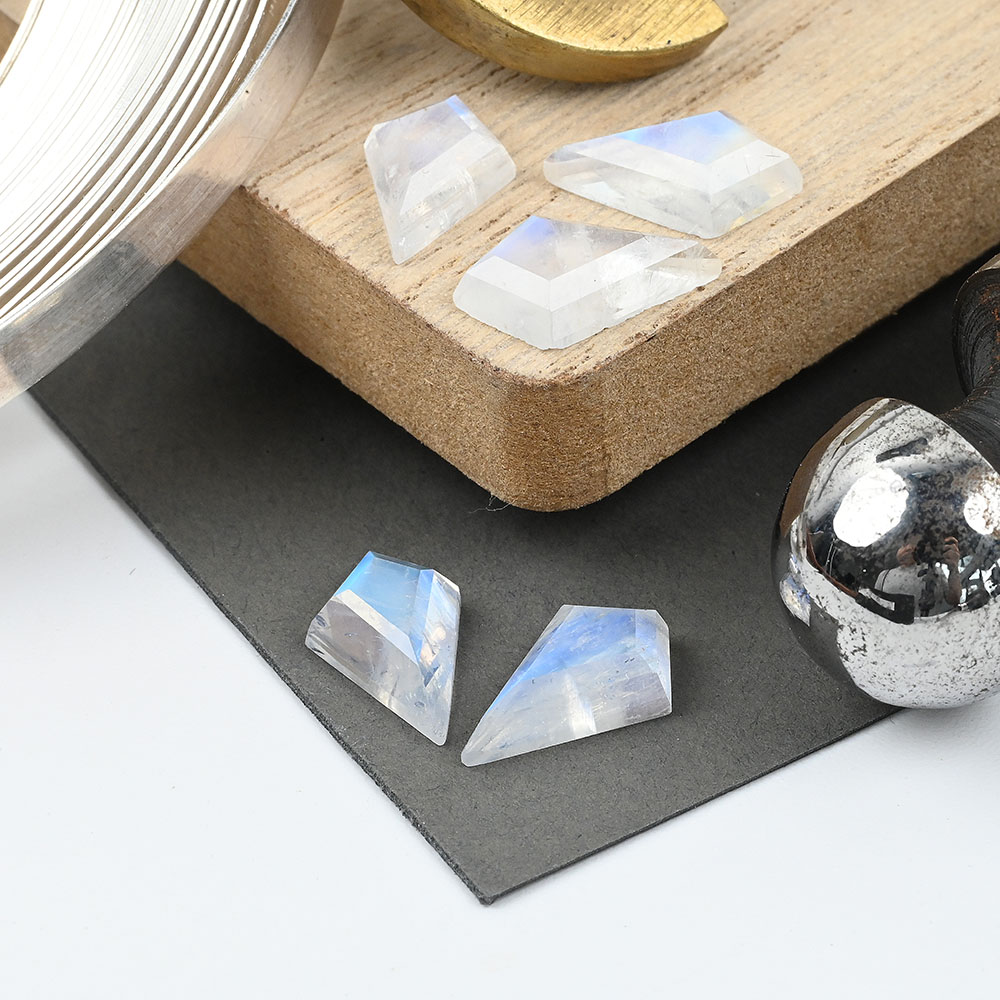 Moonstone Kite Cut 8mm x 13mm - Jeweler's Bazaar