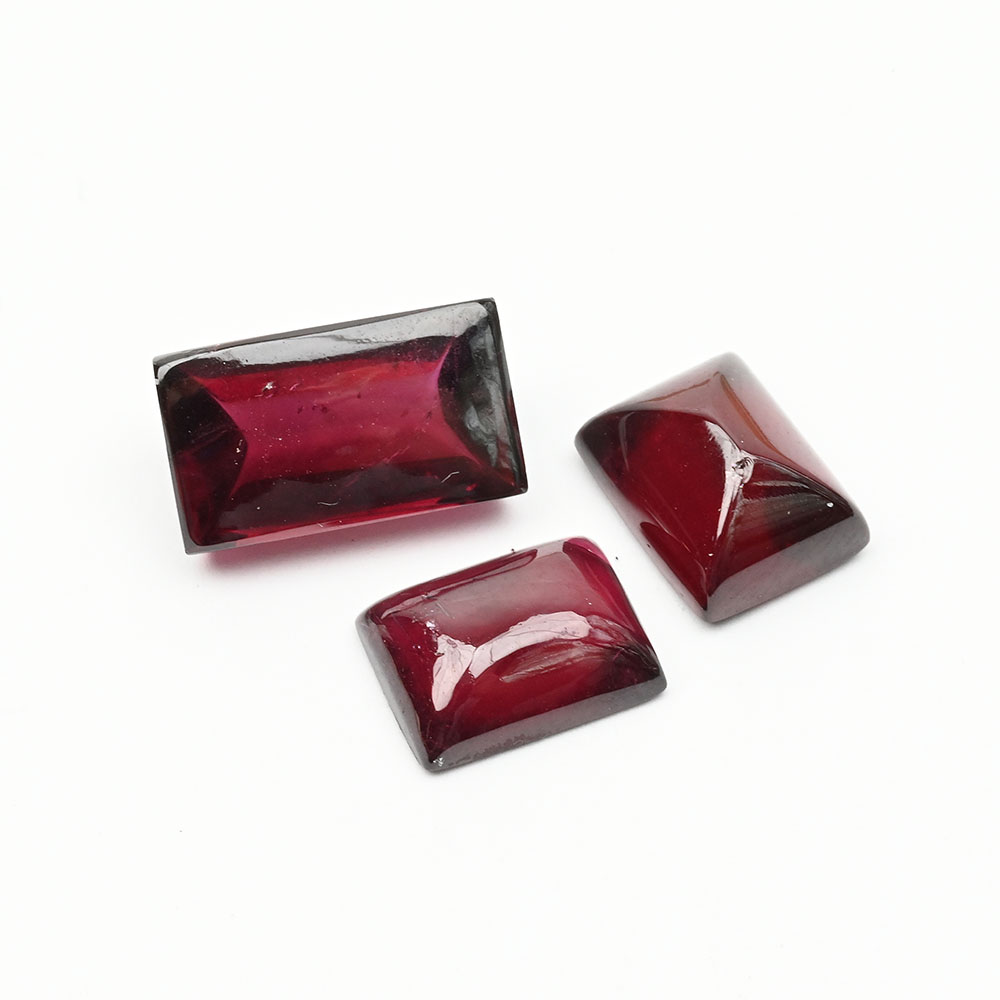 Rectangular garnet cabochons 12.7cts - Jeweler's Bazaar